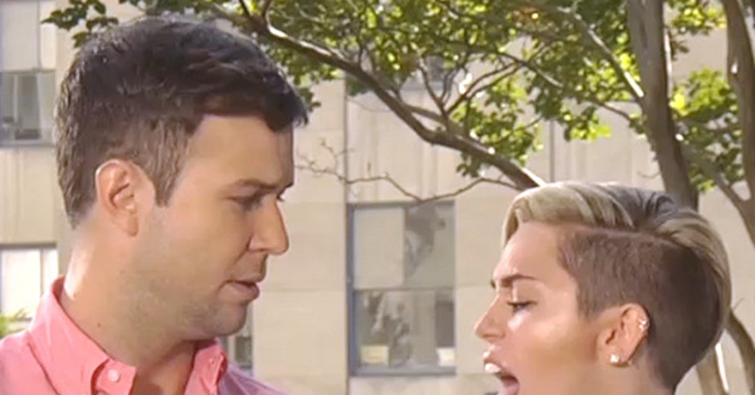 Watch Miley Gets Sassy In New Snl Promos E Online